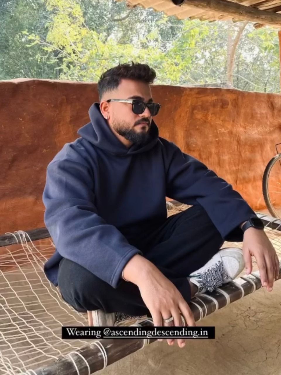 Ascending Descending